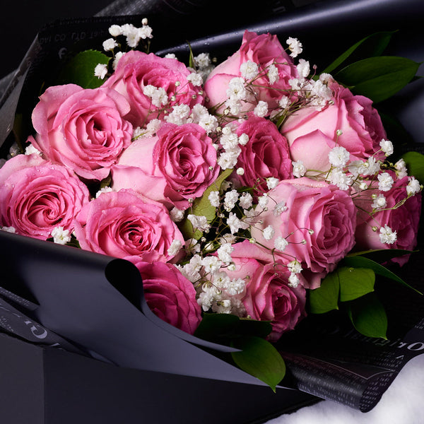 Valentine’s Day Dozen Pink Rose Bouquet With Box & Chocolate – Canada ...